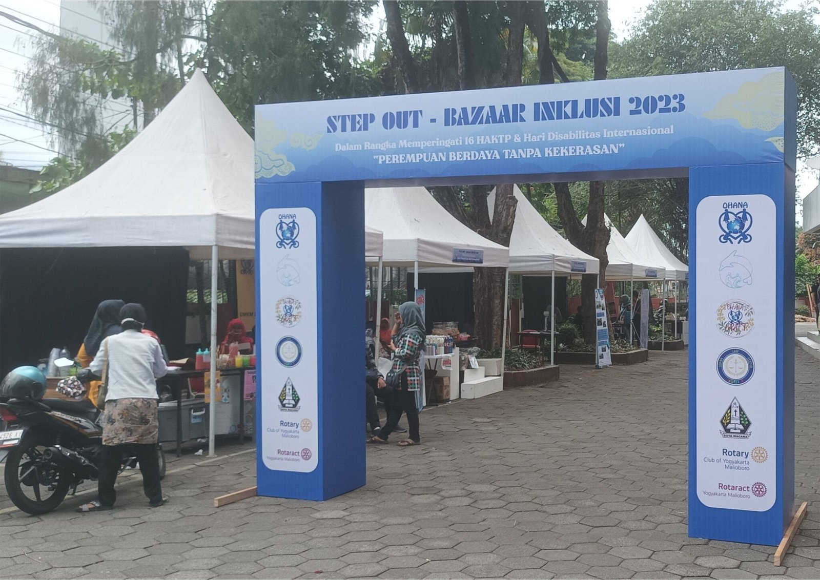 Jasa Pembuatan Gate Event 4x3m - Jasa Backdrop Photobooth Jogja