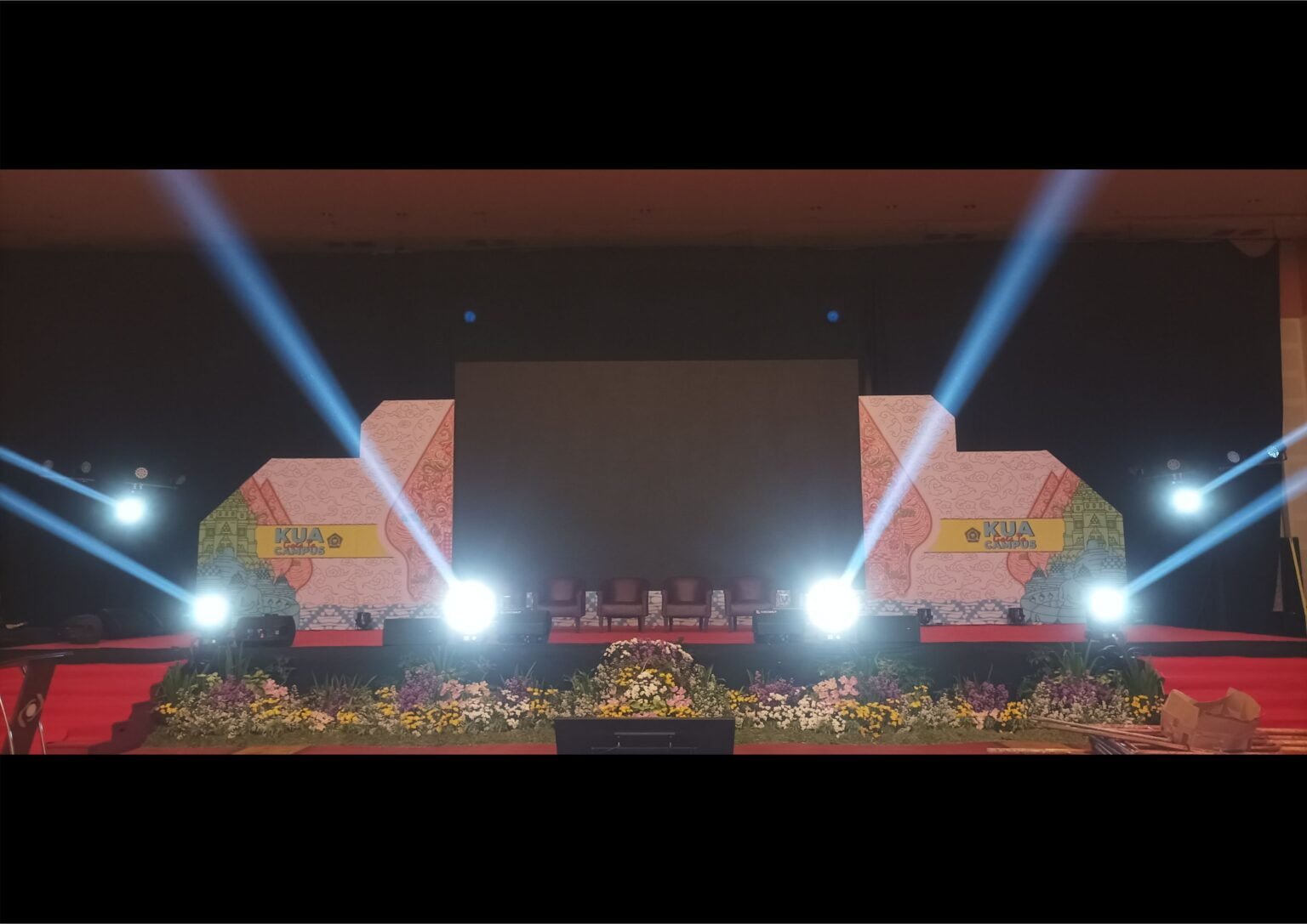 Dekorasi Frame Videotron LED Screen Jogja - Devilo Jogja